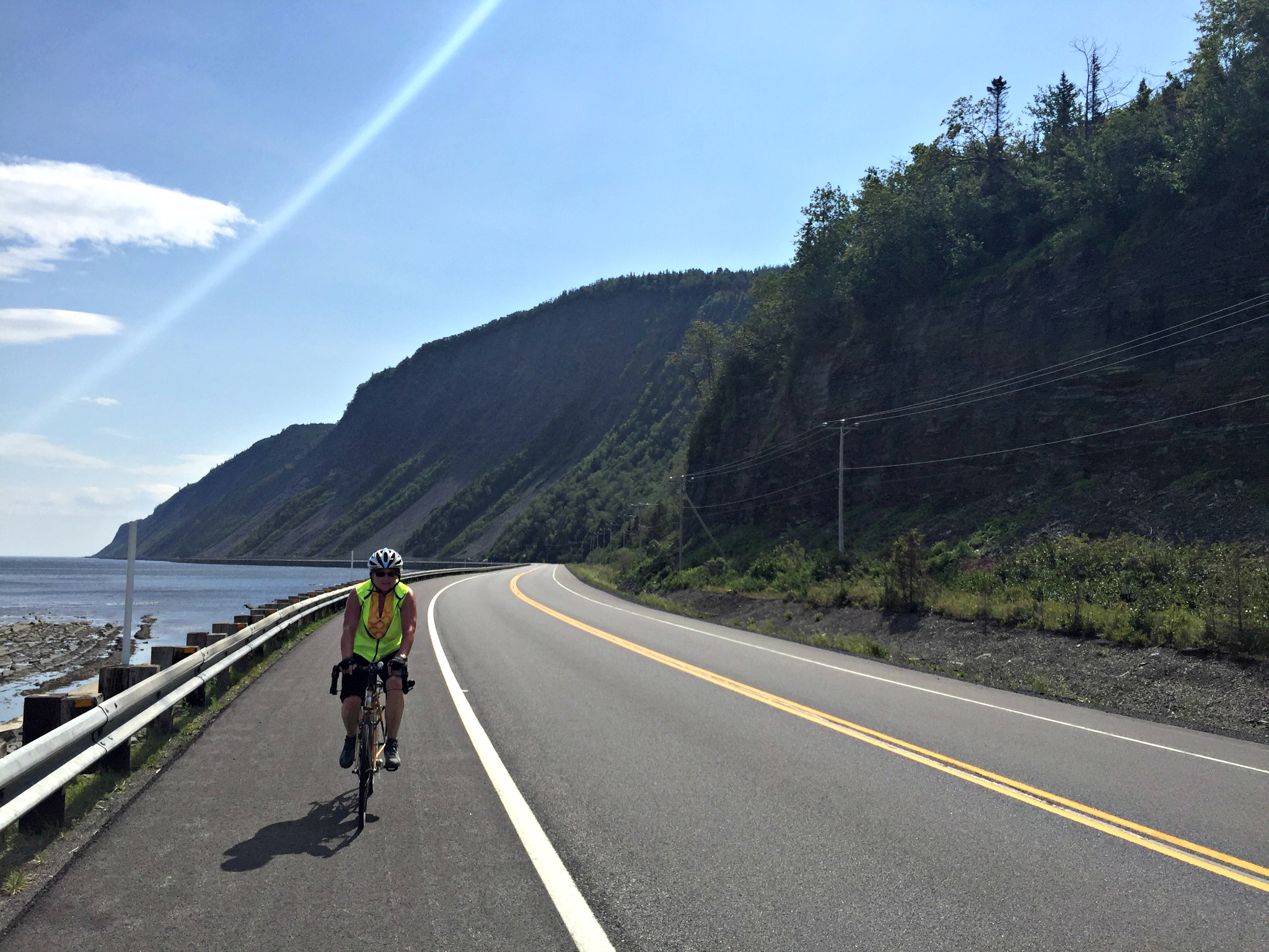 Québec: Gaspé Peninsula Bike Tour - Freewheeling Adventures